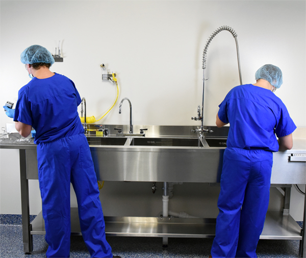 Height Adjustable Processing Sinks for Healthcare | Skytron - Skytron, LLC